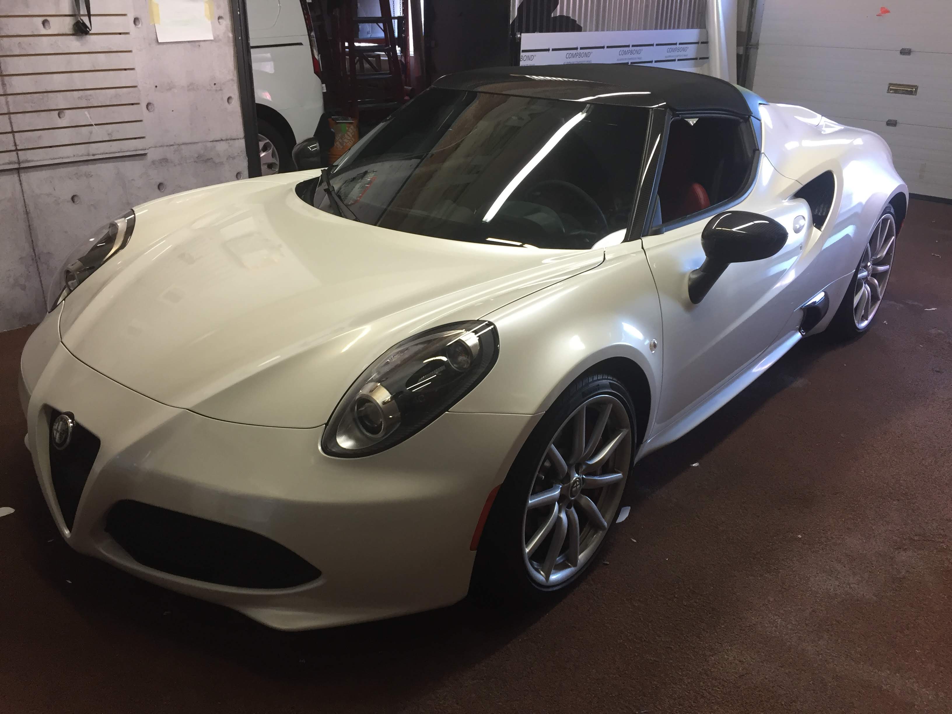 ALFA ROMEO 4C PEARL WRAP - K6 Media