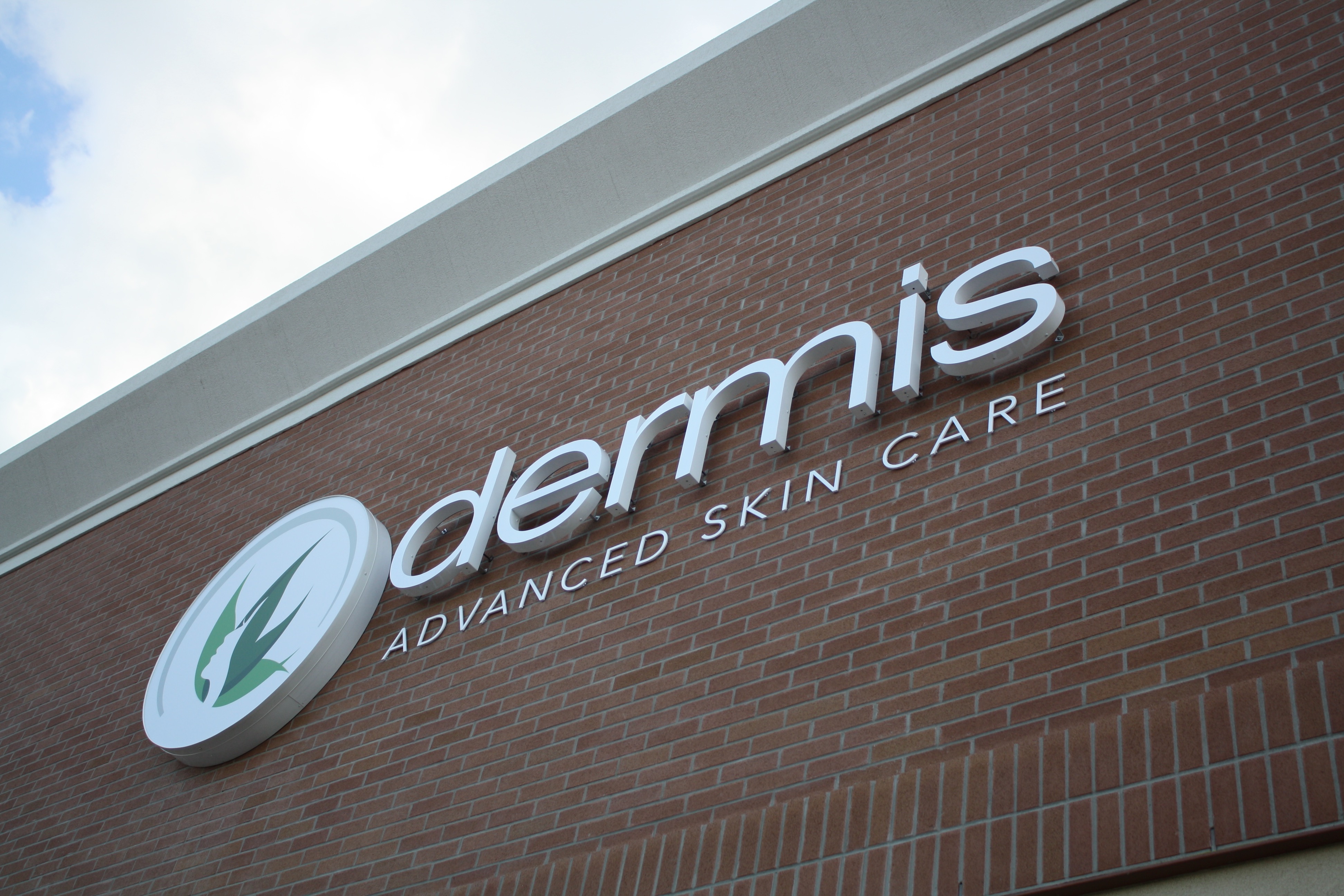 Dermis Signage - K6 Media