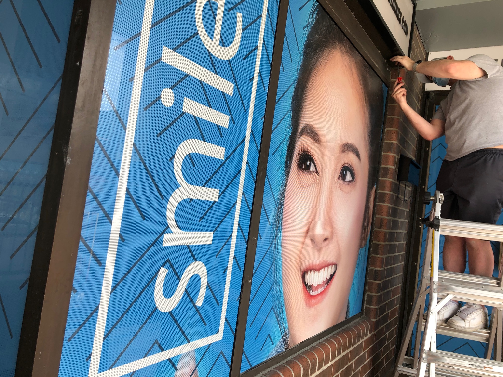 Somerset Dental Window Graphics - K6 Media